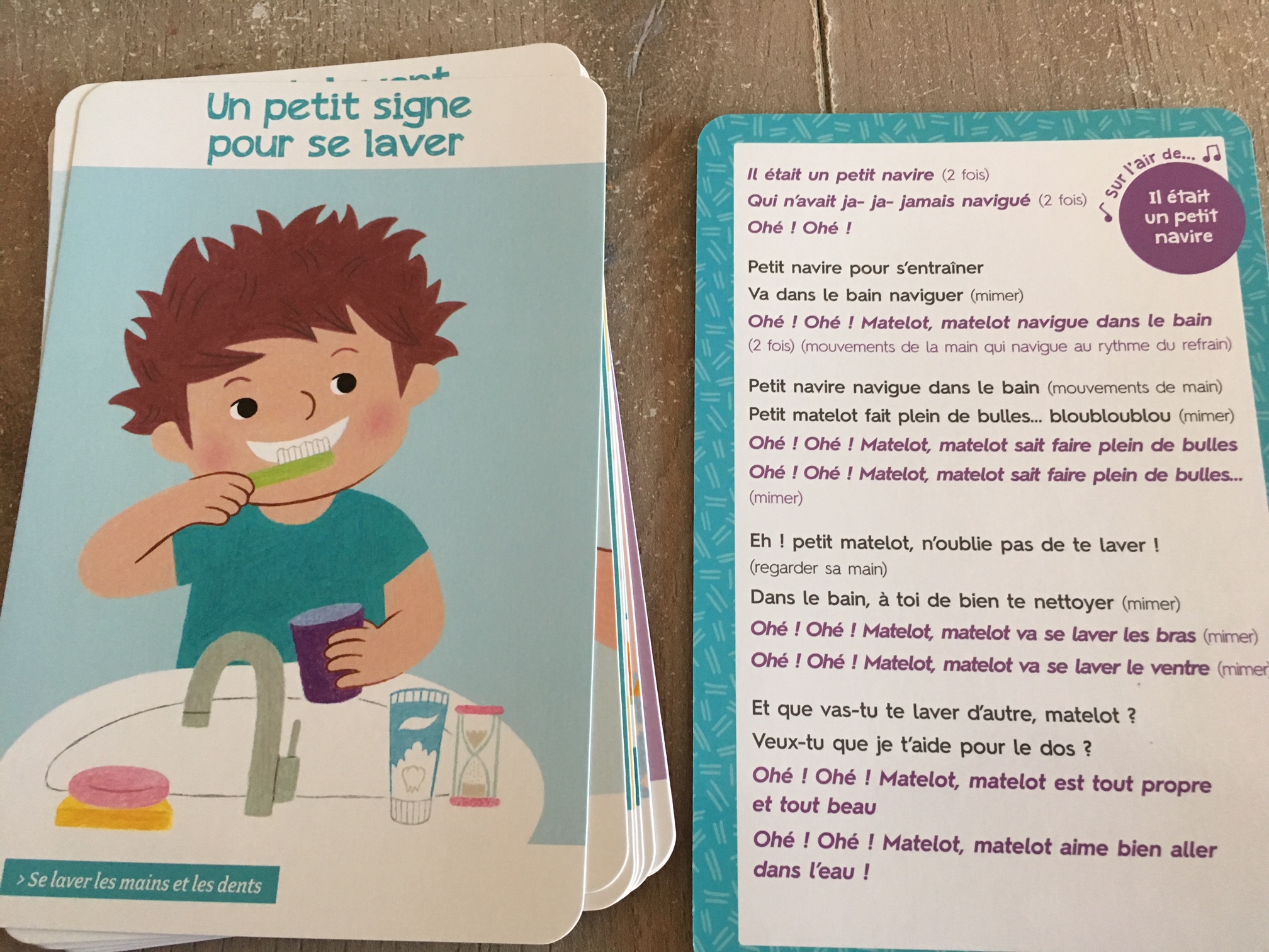 Petit rituel du jour : 30 comptines mimées pour se rassurer et faire ...